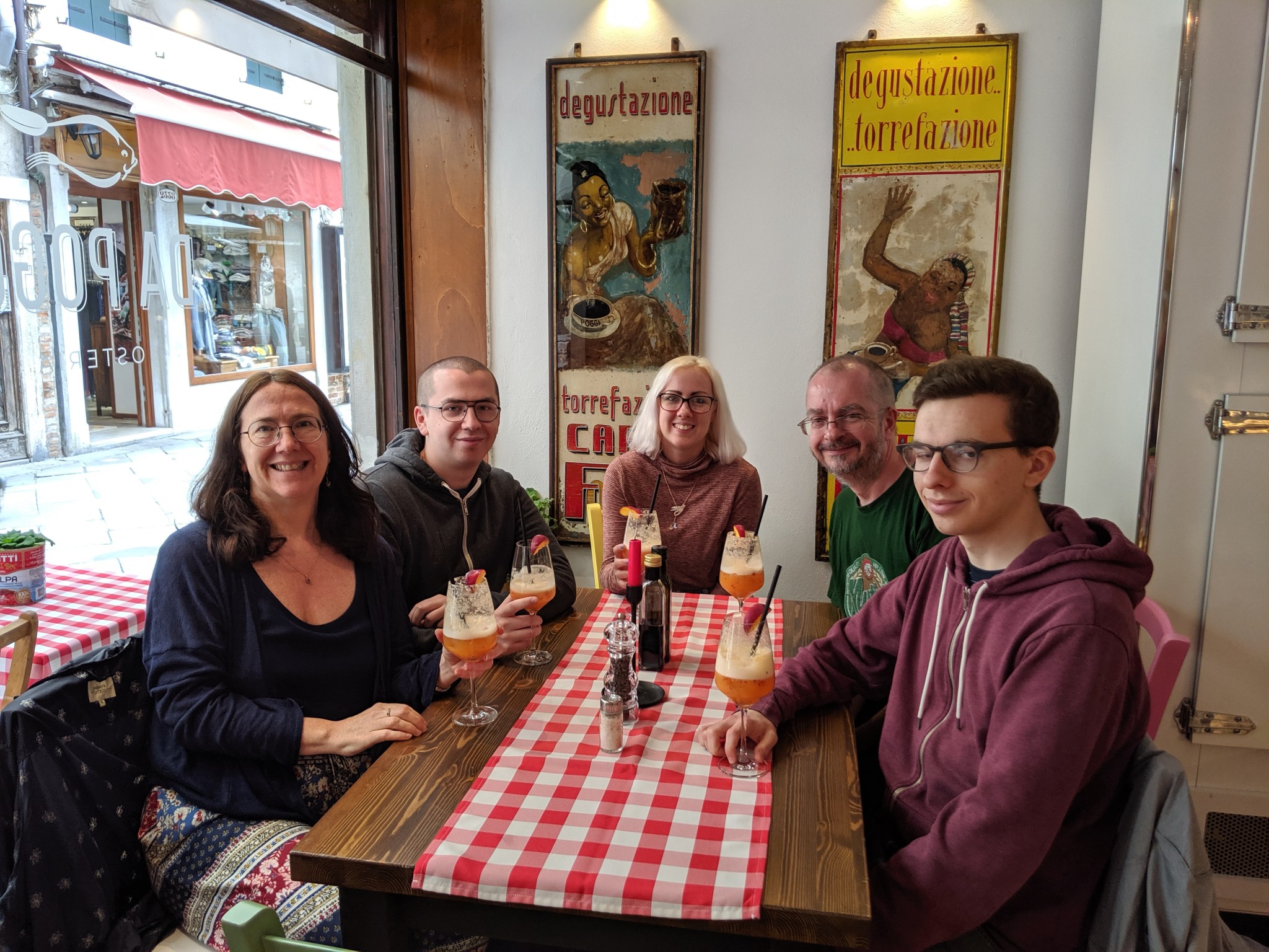 About – Sarah Wray Writer